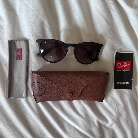 Ray-Ban | Accessories | Rayban Erika Classic Rb471 | Poshmark